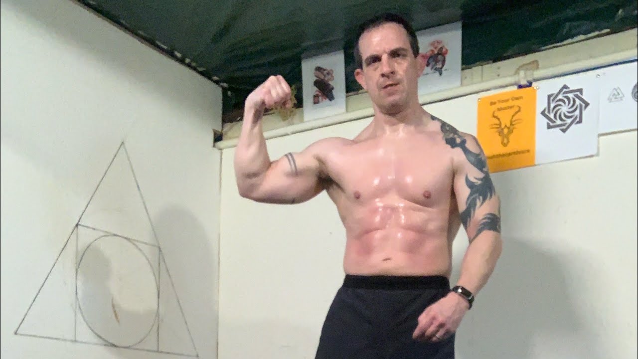 Awesome Burpee & Kettlebell descending ladder workout! - YouTube