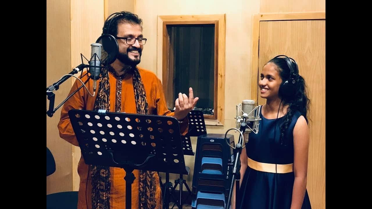 Dayan Witharana | Risuri Surathya Abeykoon New Song"Mage Ira Handa Oba ...