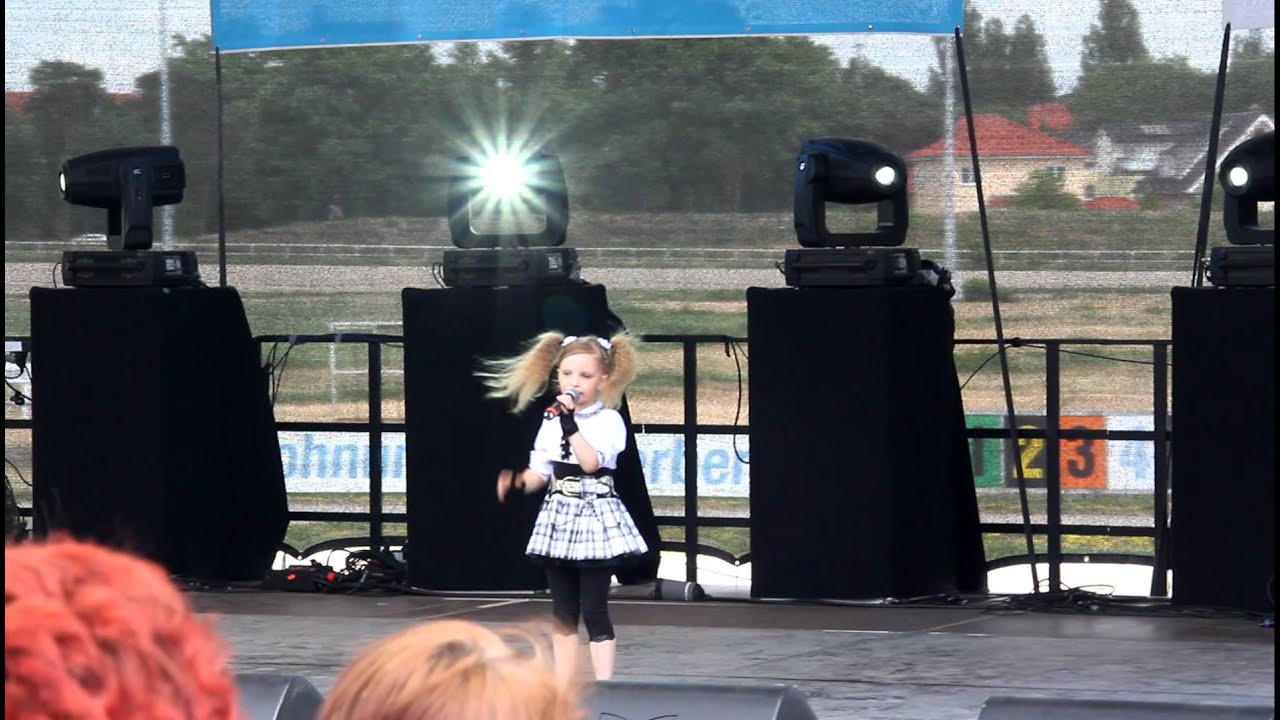 Lisa Marie Stenberg, Sunny - YouTube