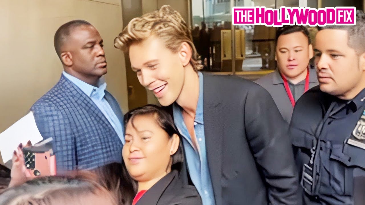 Austin Butler Shows Love To Fans While Out Promoting His New 'Elvis ...
