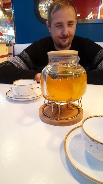 Первым принесли мандариновый чай Кафе МЕТРО в ТРЦ Макси Смоленск #cafe ...