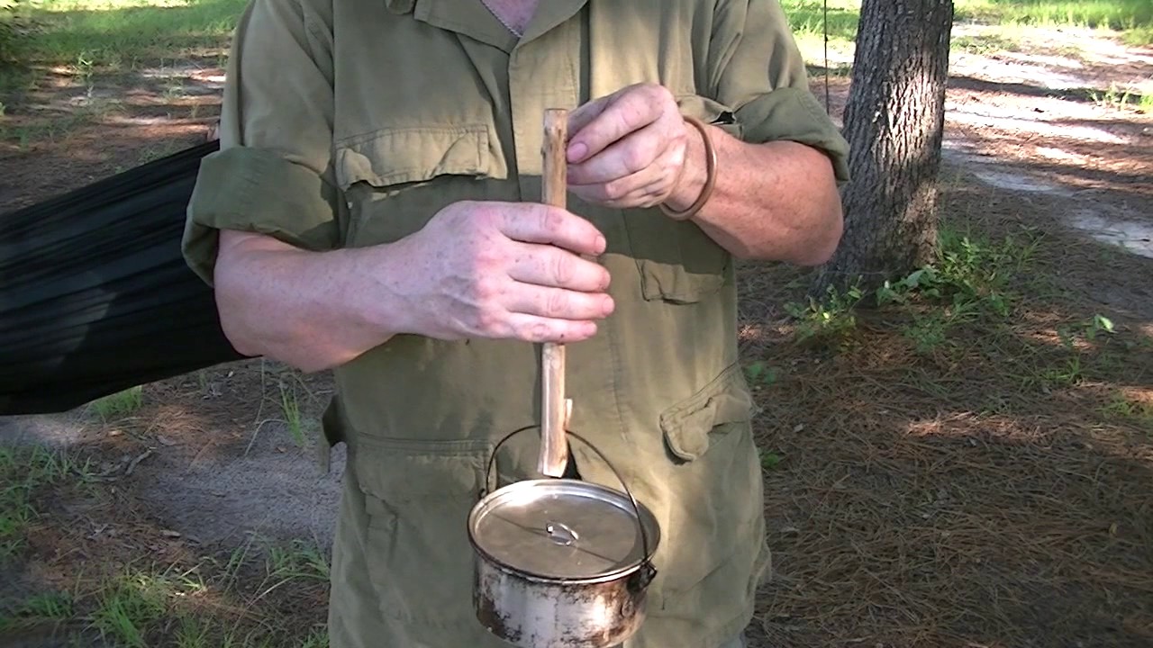 VINTAGE WOODSCRAFT DINGLE STICK POTHOOK - YouTube