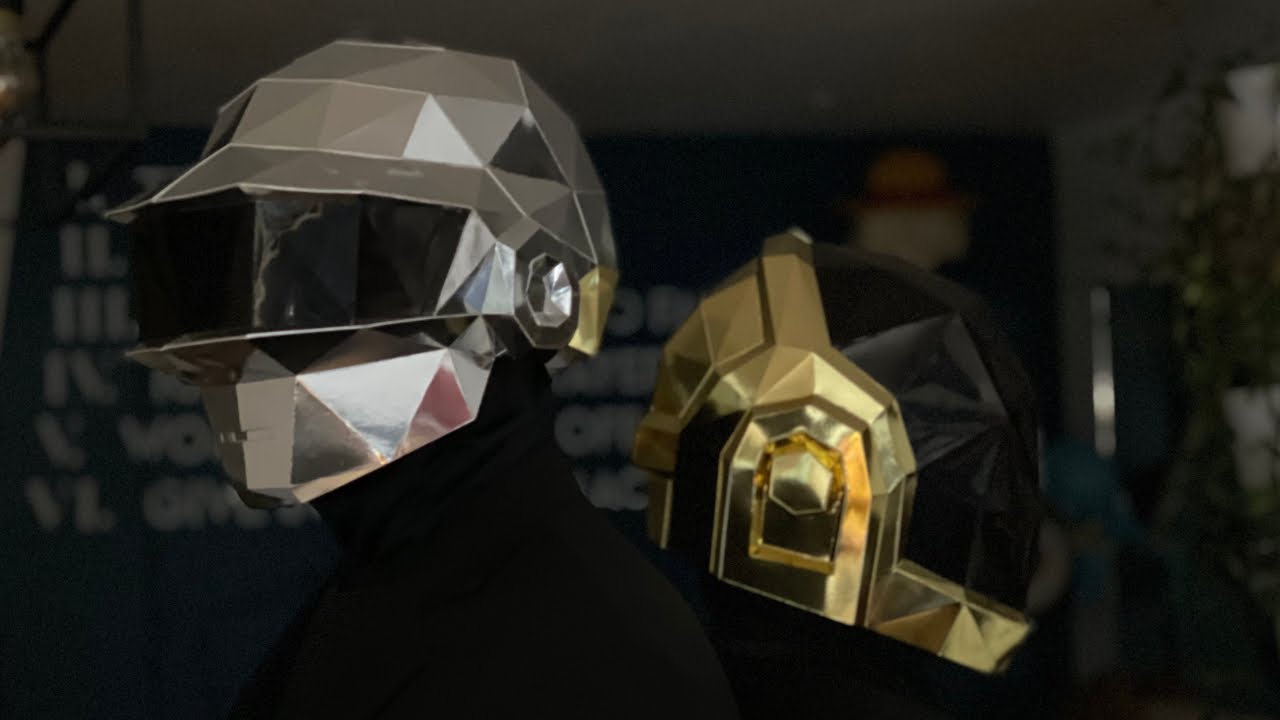 Daft Punk Tribute - On fabrique leurs casques en papier (Papercraft ...