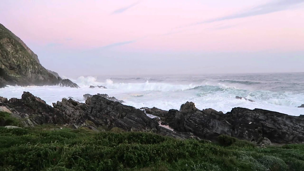 Oakhurst Hut on Night 3 Otter Trail - YouTube