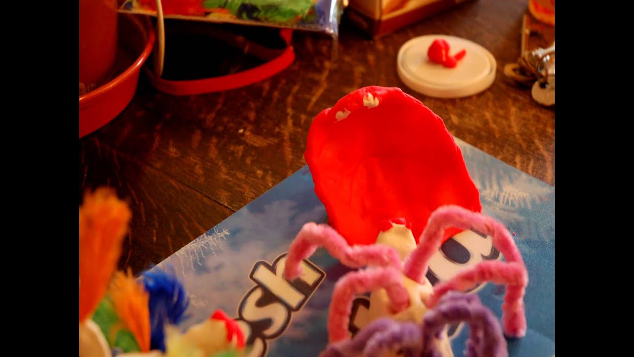 Blob eating a spider - YouTube