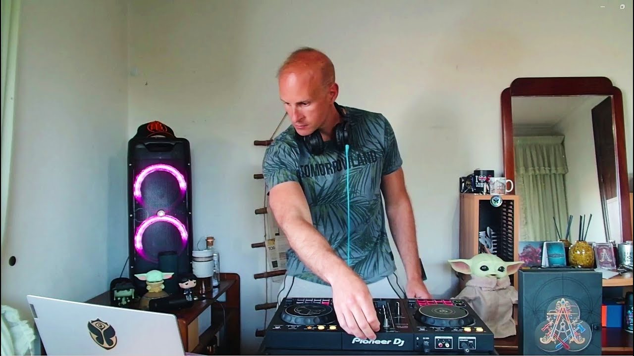 DJ FLIP | WORLD'S BEST MELODIC HOUSE | TECHNO & HARDSTYLE MUSIC - YouTube