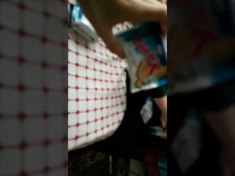 Şölen çikolata yedik