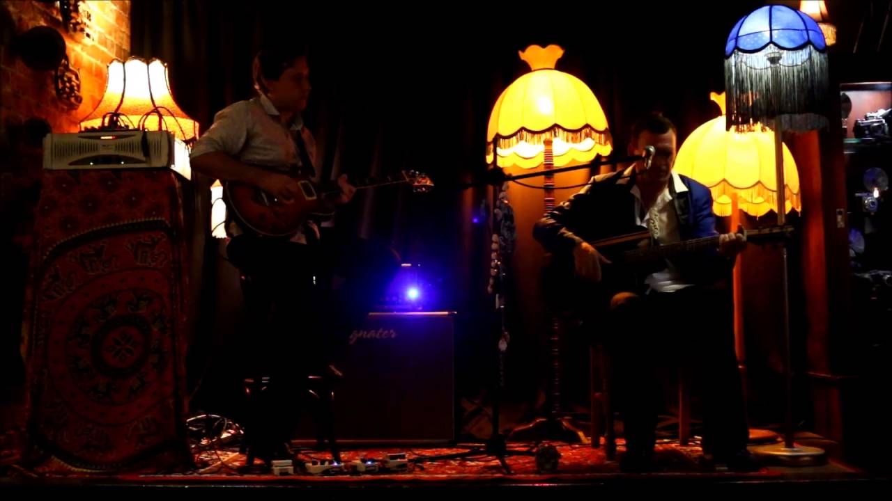 After Midnight - Tim Griffin & Jarrah Jones (Eric Clapton cover) - YouTube