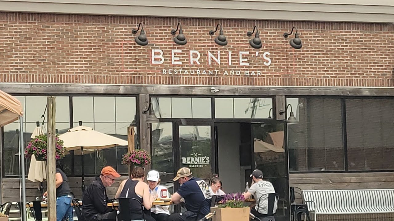 Brunch With The Girls at Bernie's Restaurant and Bar - YouTube
