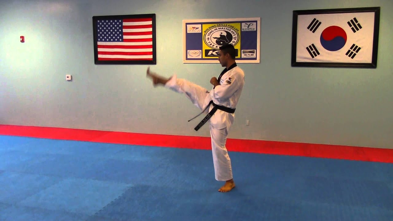 Taekwondo Form Video- Taegeuk Pal Jang (8) - YouTube