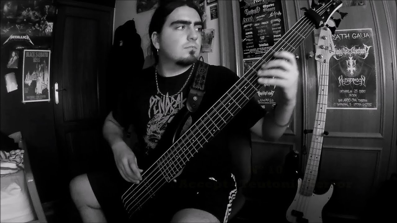 My favorite 10 Heavy Metal bass lines - YouTube