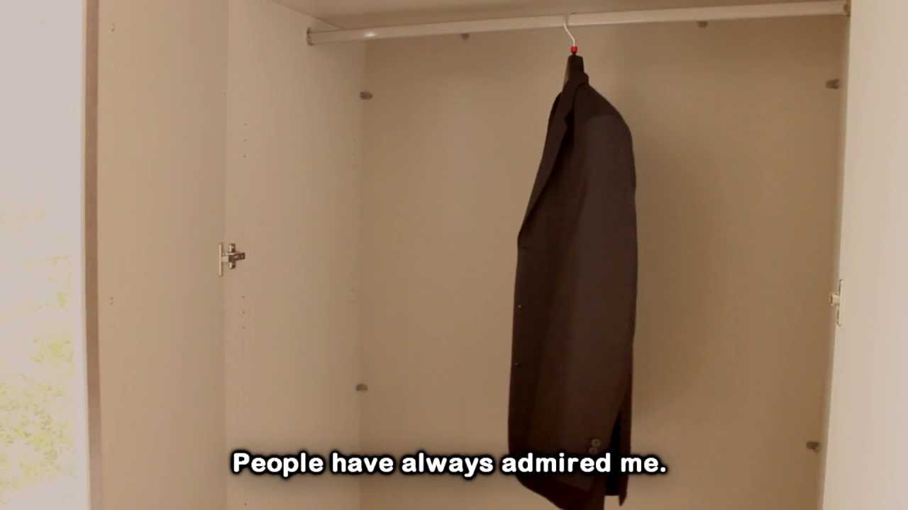 The Beheaded Bat / Обезглавеният прилеп (teaser) - YouTube