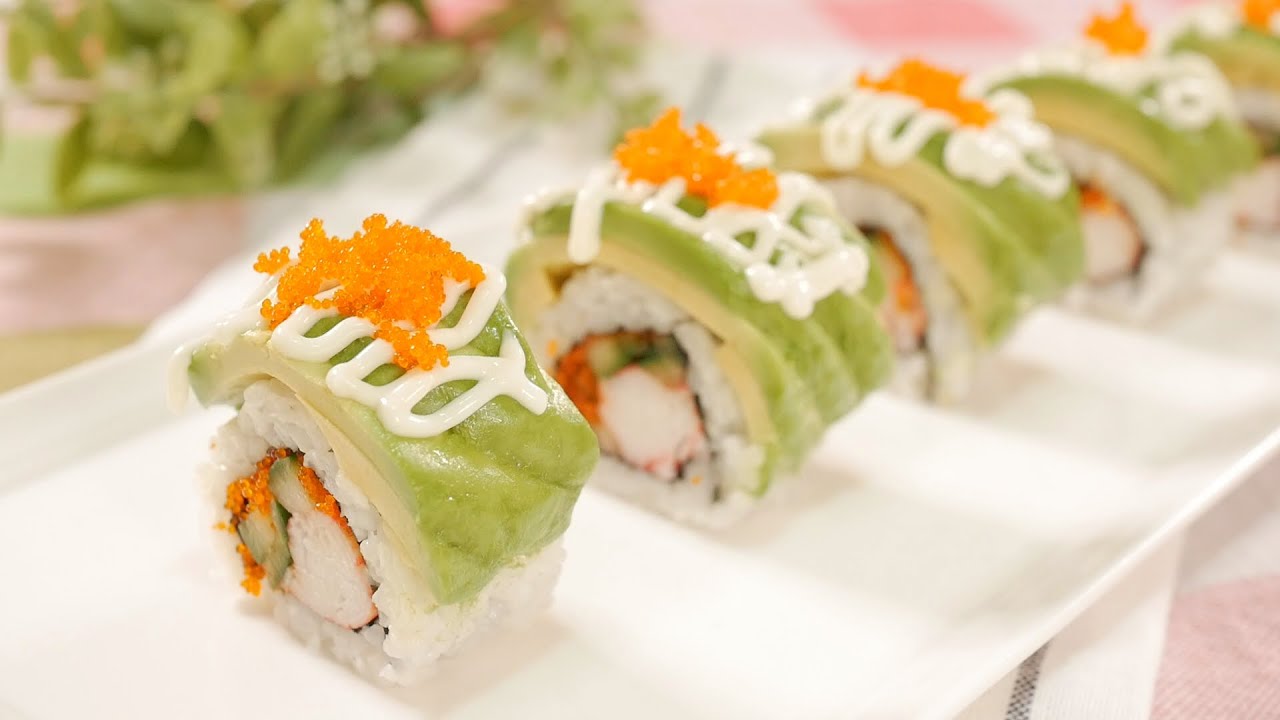 Avocado California Sushi Roll Recipe 🥑 - YouTube