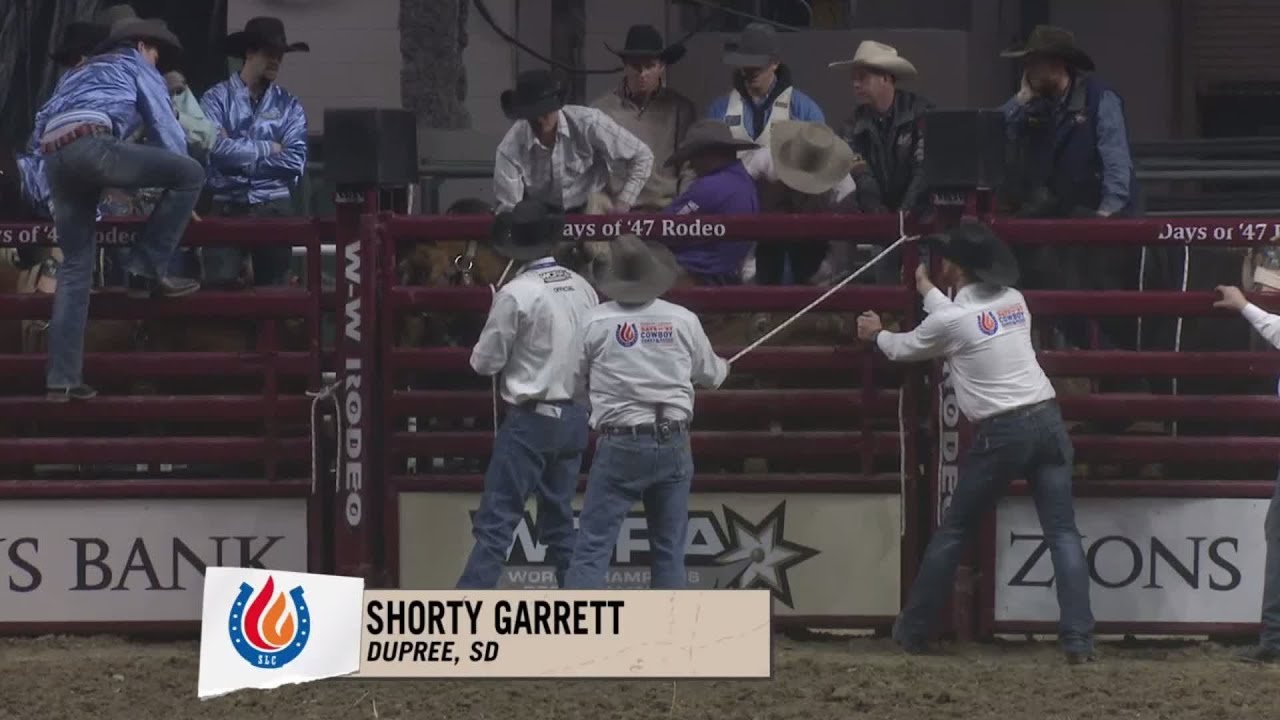 Shorty Garrett in the short round at the Lewis Feild Bulls and Broncs ...