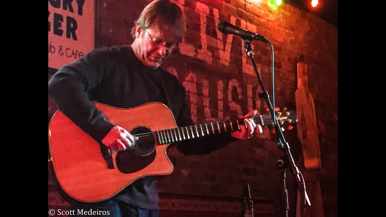 Mark Paradis - Boogie On Reggae Woman @ The Hungry Tiger, Manchester CT ...
