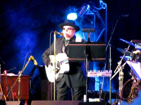 Van Morrison - In the Garden (Aug. 4, 2010) - YouTube