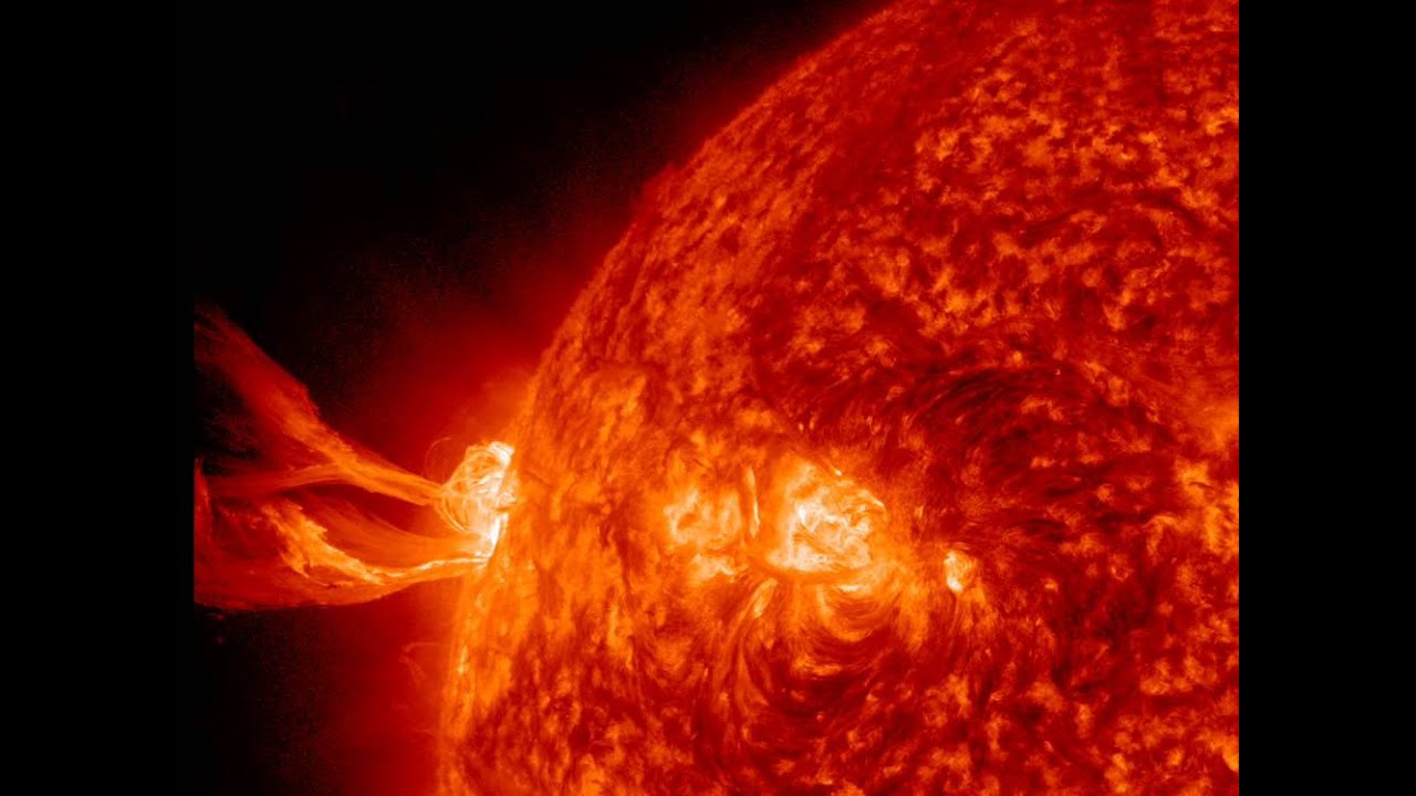Double Eruption (5/9/2015) - SolarHam.com - YouTube