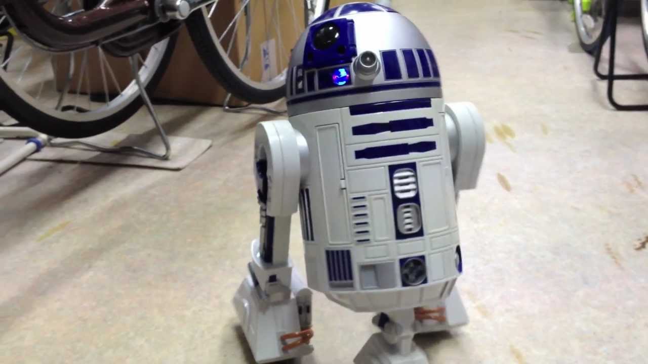 Dancing R2-D2 - YouTube