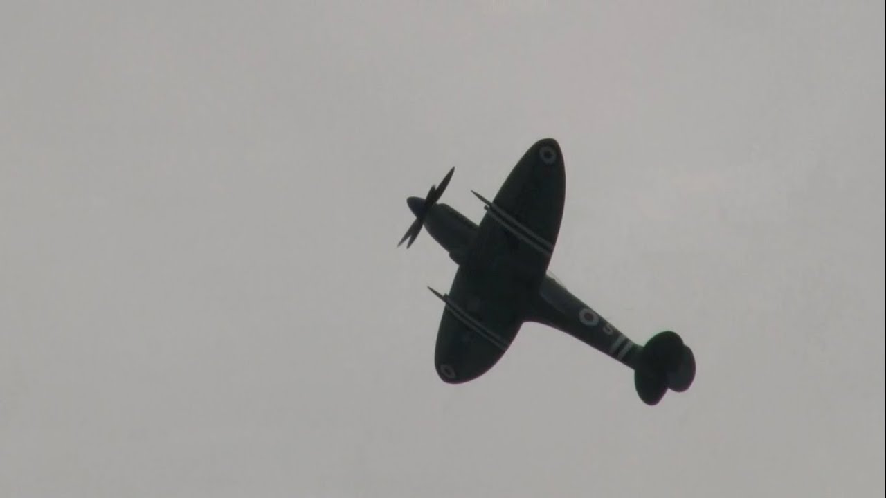 2014 World War II Weekend - Jim Beasley, Jr & Supermarine Spitfire ...