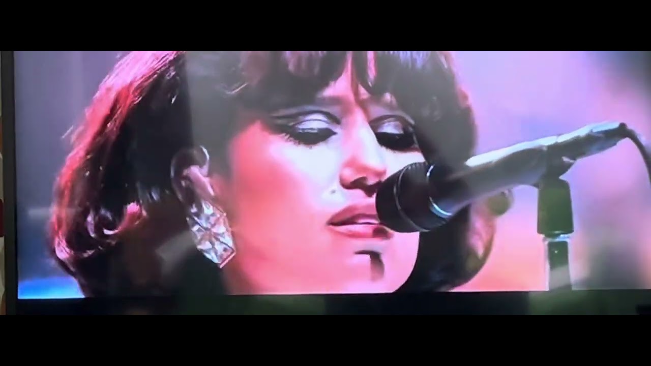 Raye at the Royal Albert Hall @RAYEofficial amazing performance - YouTube