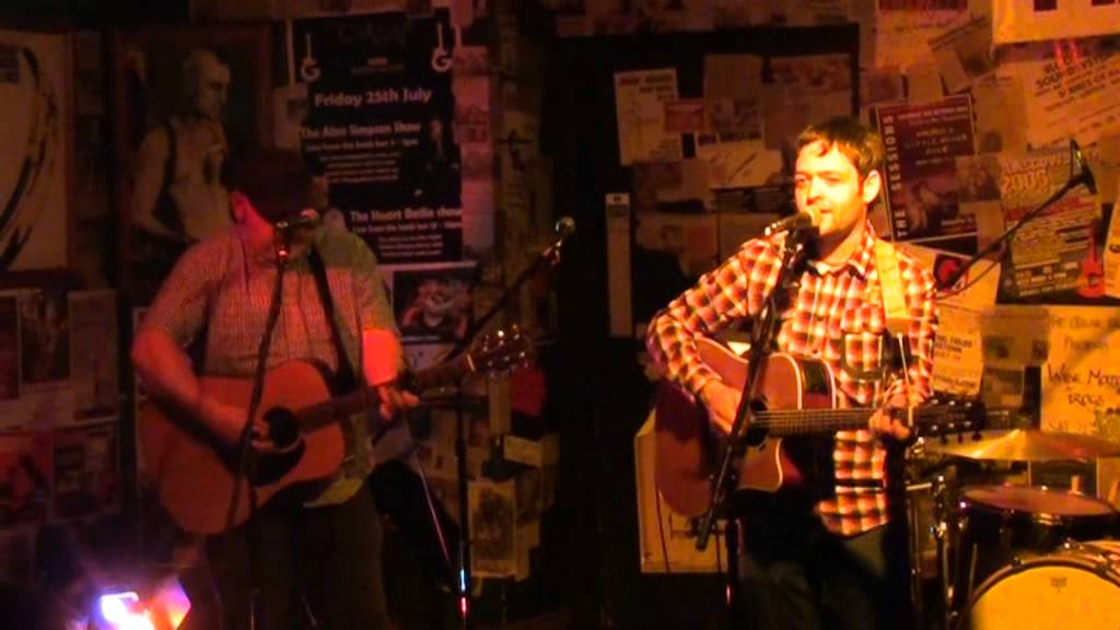 Paddy Nash & Junior Johnson Viva La quinta Brigada Live @ The Cellar ...