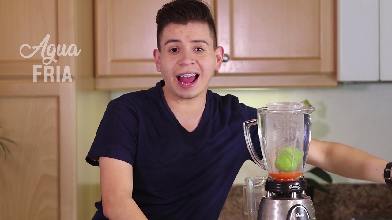 Lemonade Maker - Limonada de Limón - YouTube