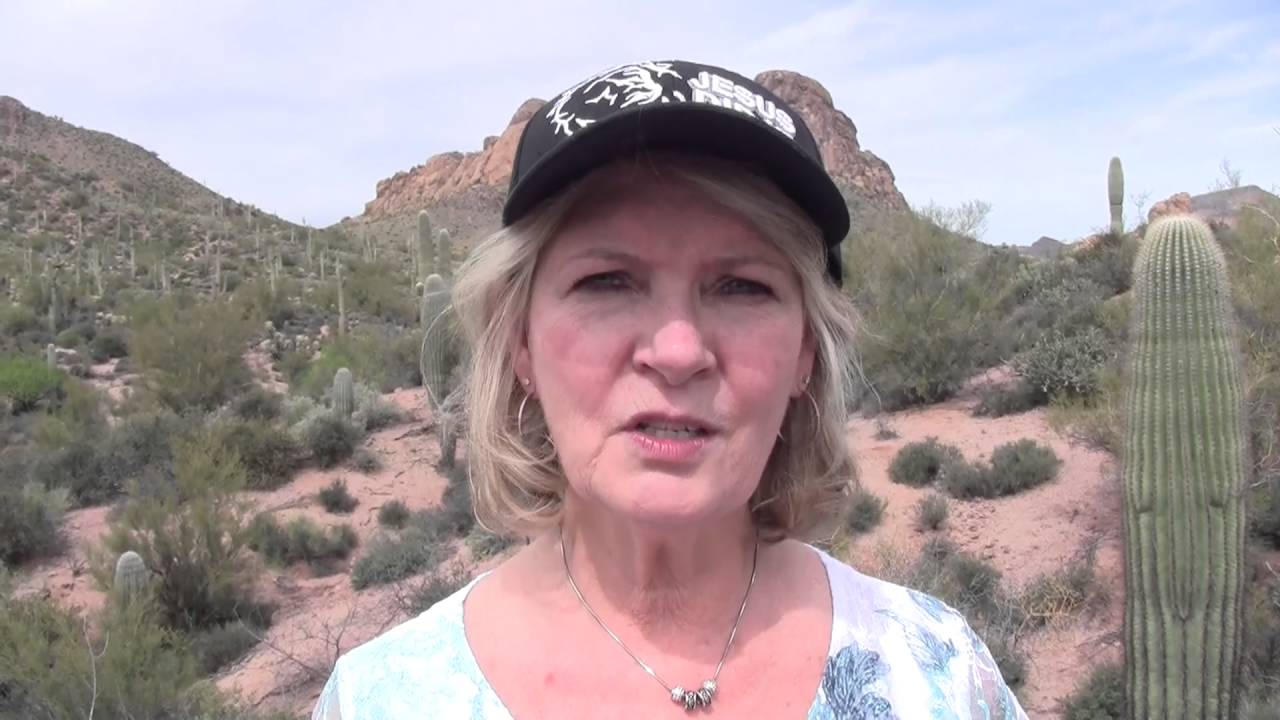 LOST WOMAN FINDS HER WAY NEAR THE SUPERSTITION MOUNTAINS IN ARIZONA ...