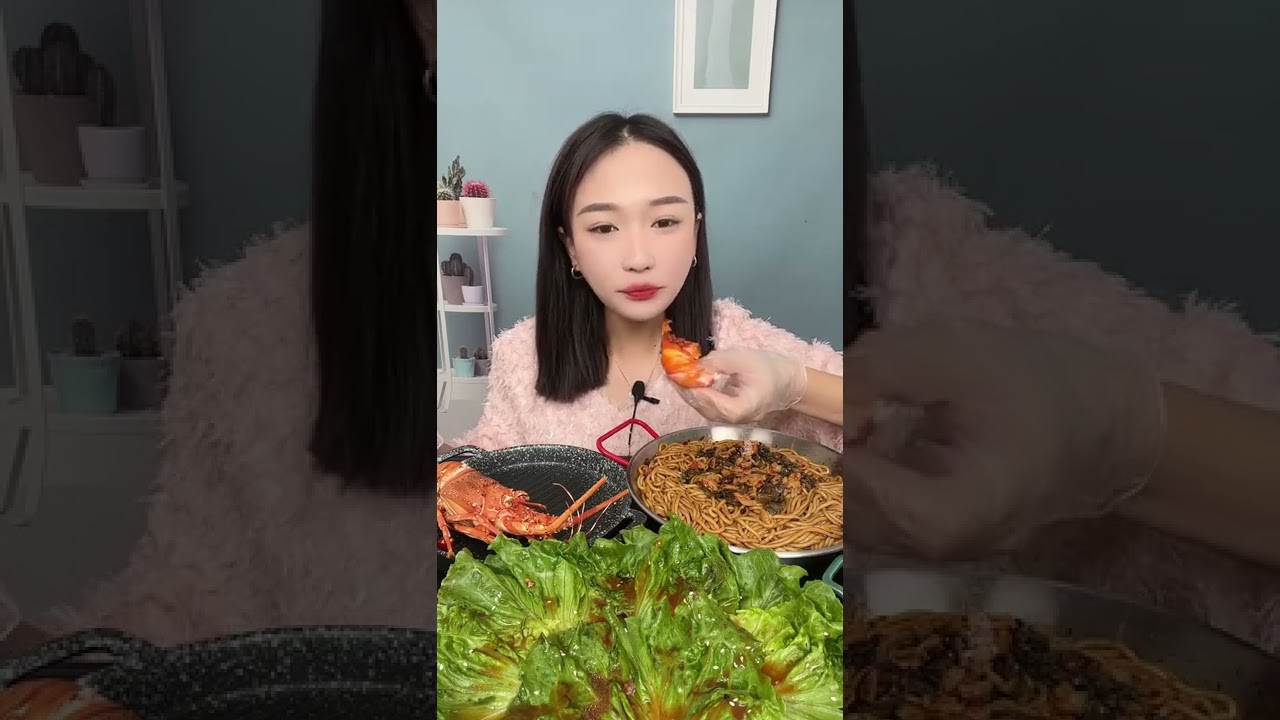 Eating with Yum ASMR - YouTube