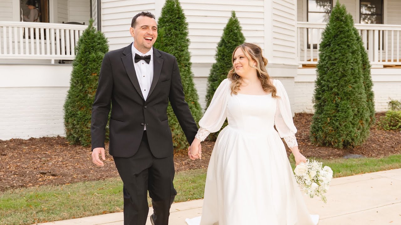 Emily & Alex's Charming Fall Wedding at The Carolina Manor House [🎥 ...