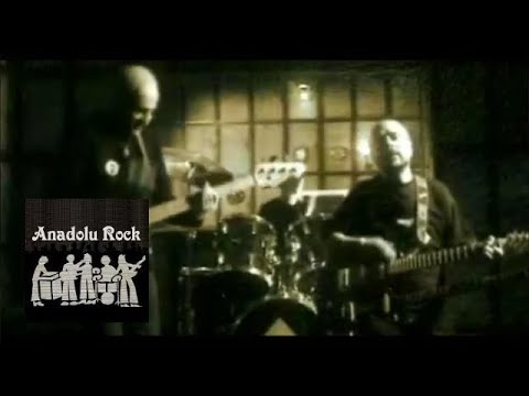 3 Hürel - Sana Değmez