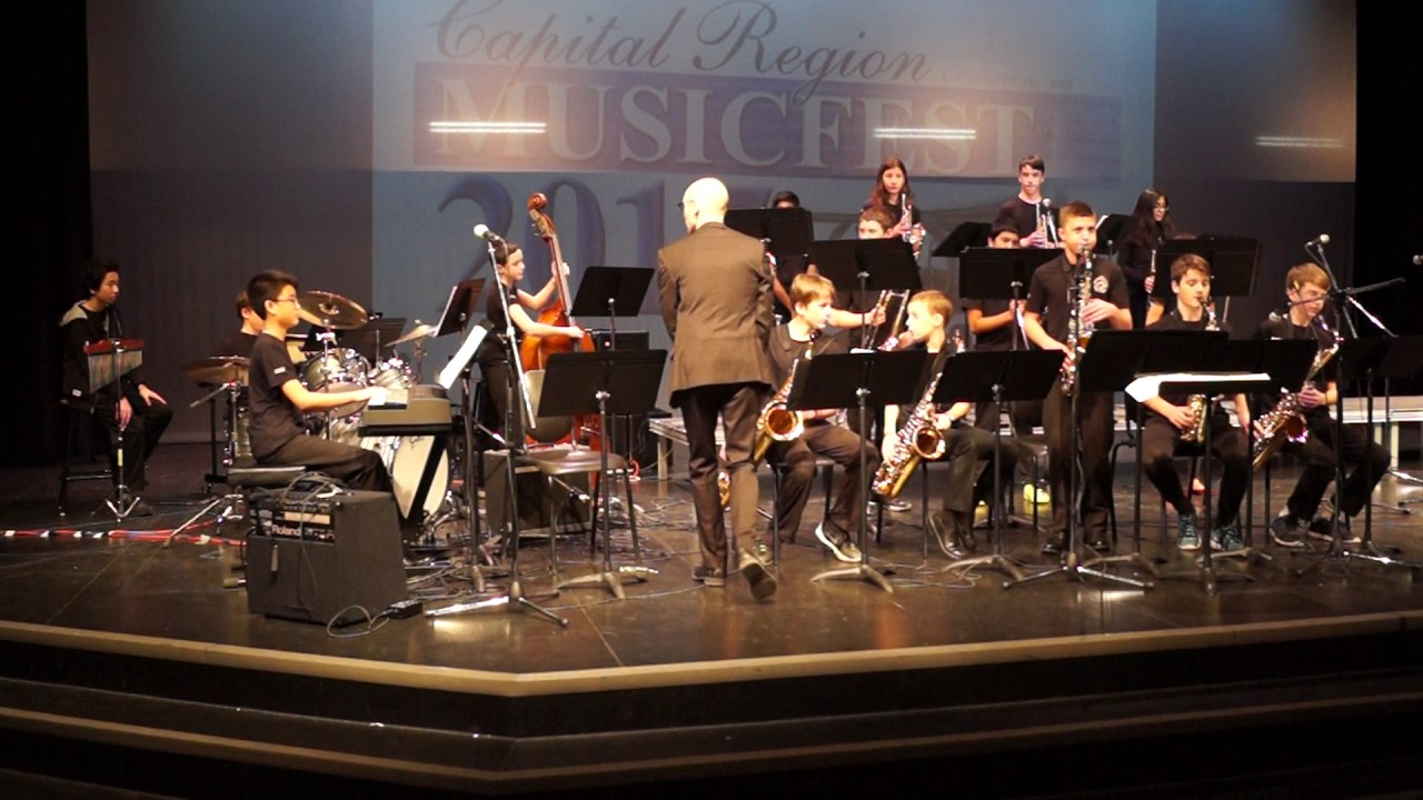 Blues-Go-Round by Les Sabina - Henry Larsen E.S. Jazz Band - YouTube