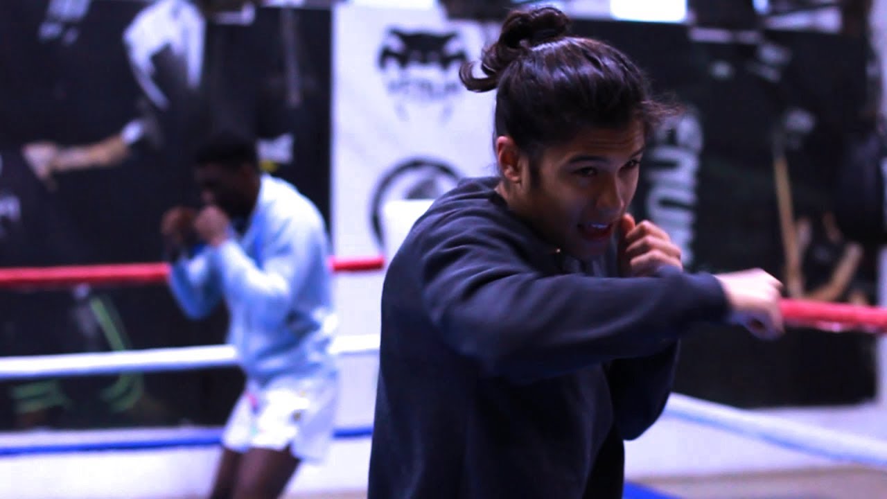 Matheus ''Pure Skills'' Basso - Muay Thai - YouTube