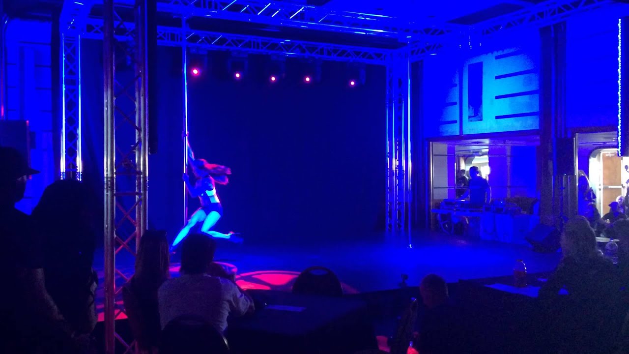 Queen Mary Pole ChampionshipPro level Kerri Friedman - YouTube