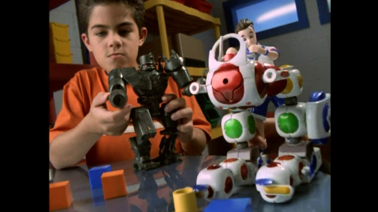 Cubix vs Kolossal - YouTube