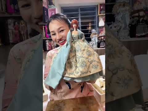 Unboxing Provencale Silkstone Barbie 2001 limited fashion model collection #50829. ❤️