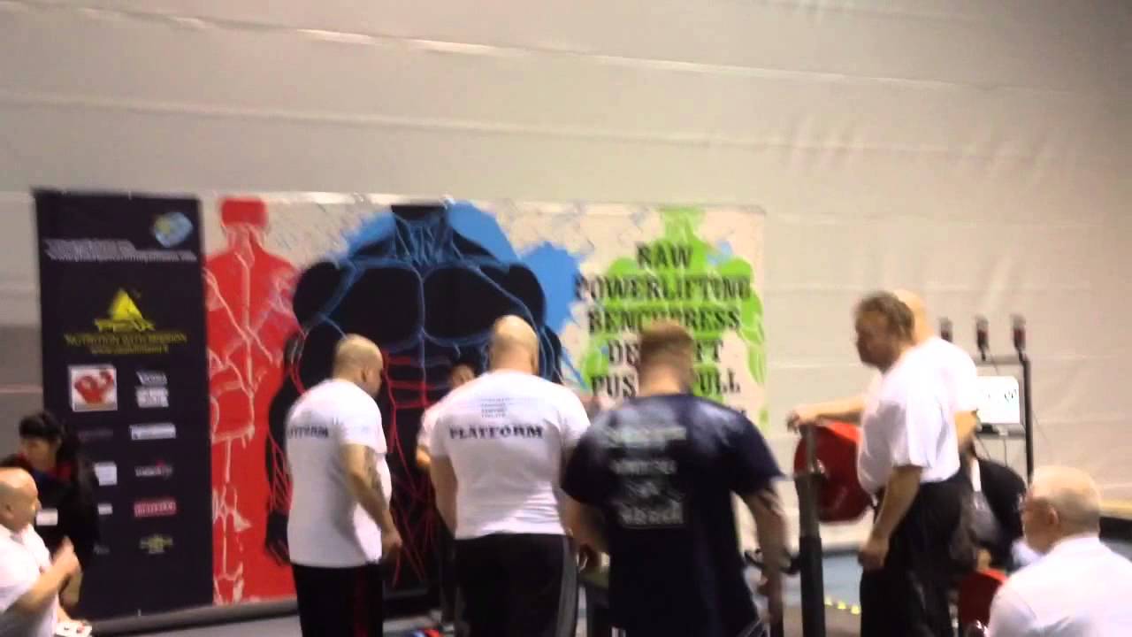 Wayne Howlett 240kg, 250kg Raw Bench Press @125.8kg b/w - YouTube