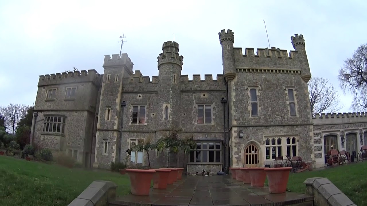 WHITSTABLE CASTLE - YouTube
