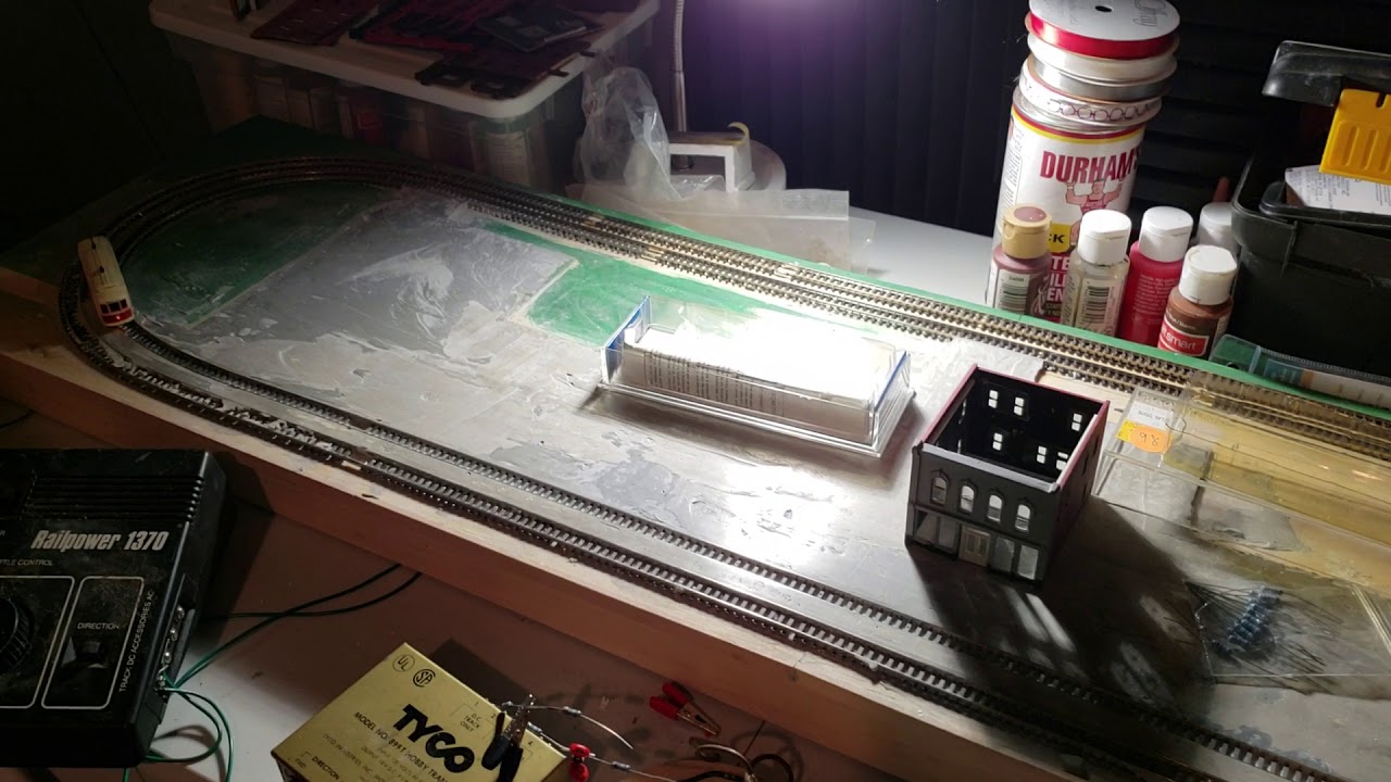 Testing Bachmann Brill Trolley with MRC Railpower 1370 - YouTube