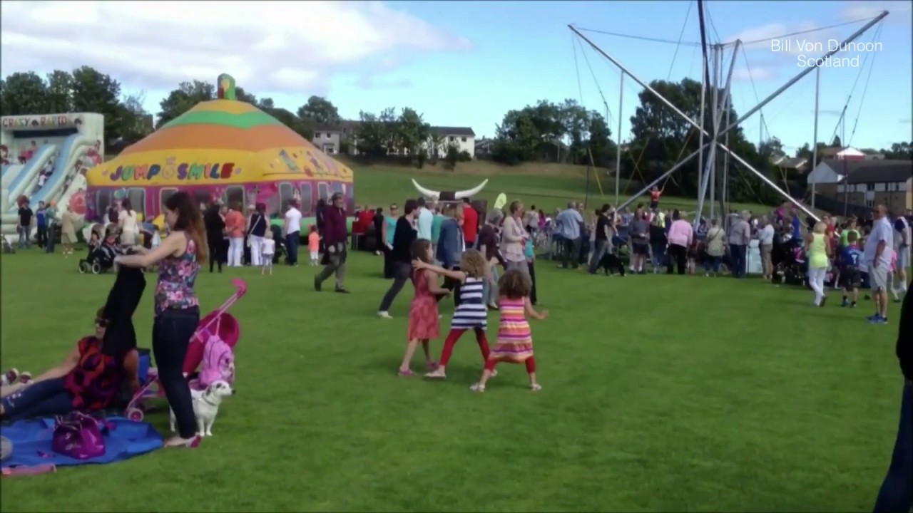 Highland Dancing and a Scottish fun day in Dunoon, Scotland - YouTube