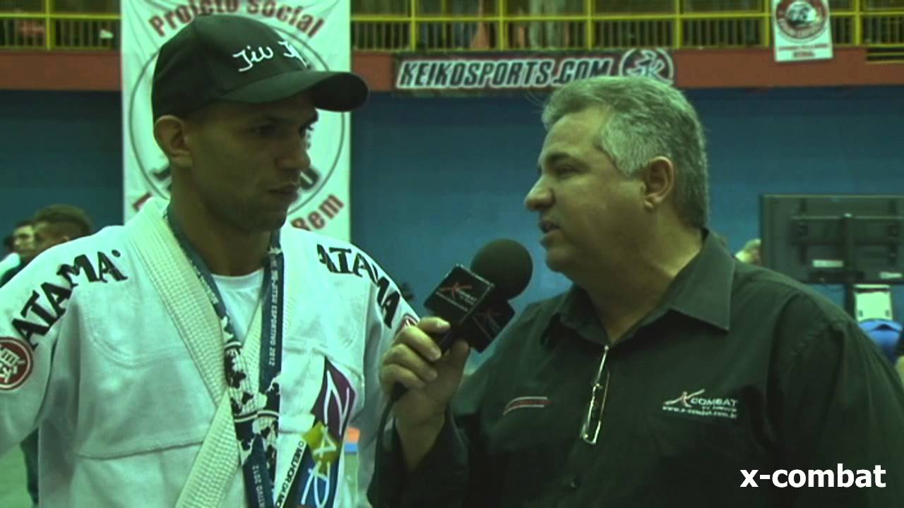 Mundial de Jiu-Jitsu 2012 - Entrevista Mauro Lago by X-COMBAT - YouTube
