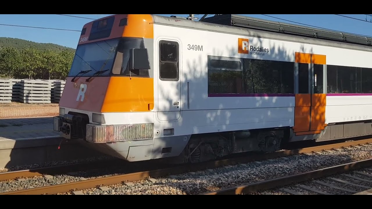 Here is the Rodalies Orange Train in Alcala De Xivert Tuesday 23 August ...