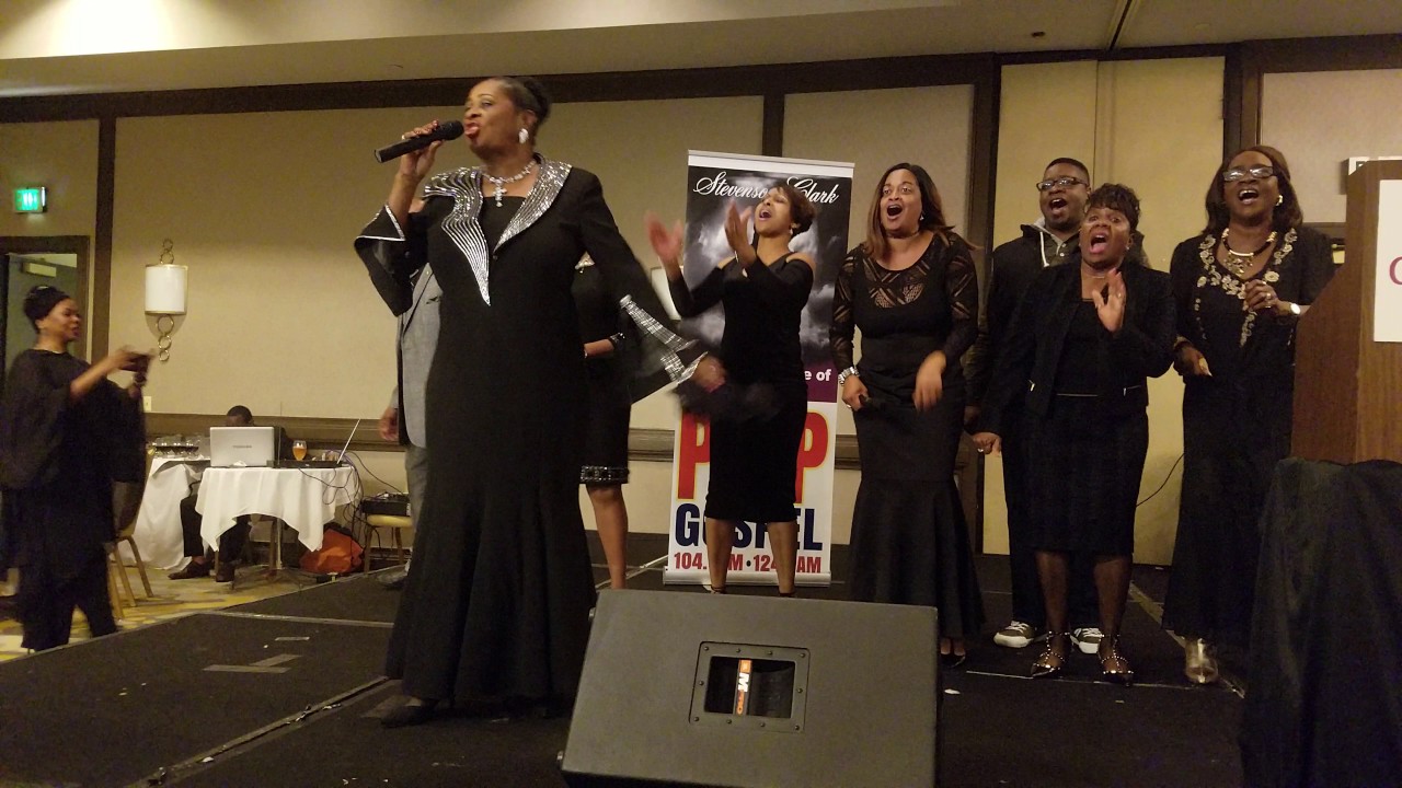 Dottie Peoples with Stevenson Clark featuring Evangelist Cleaves - YouTube