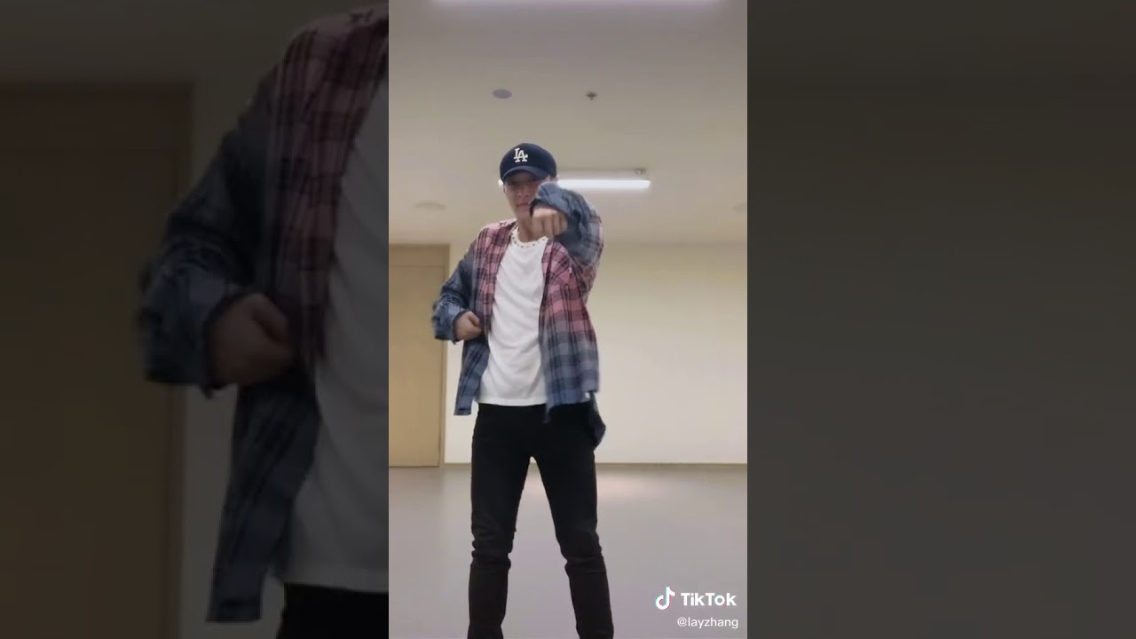 LAY (레이) 'Boom' Dance Challenge (From Tik Tok) - YouTube