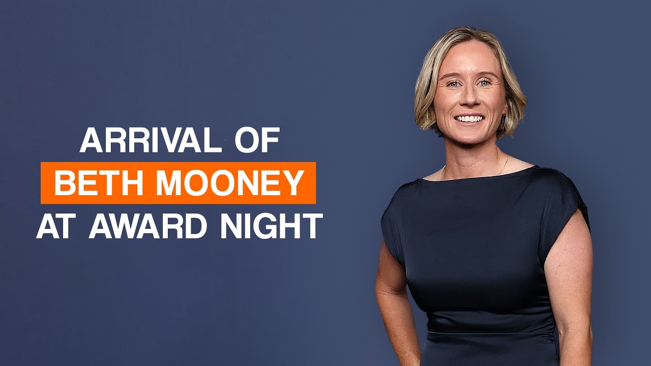 Beth Mooney - Blue Carpet Full Interview - Australian Cricket Awards ...