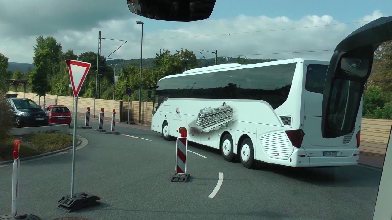 amazing 4 wheel steering in action of a Viking Mercedes Setra tour bus ...