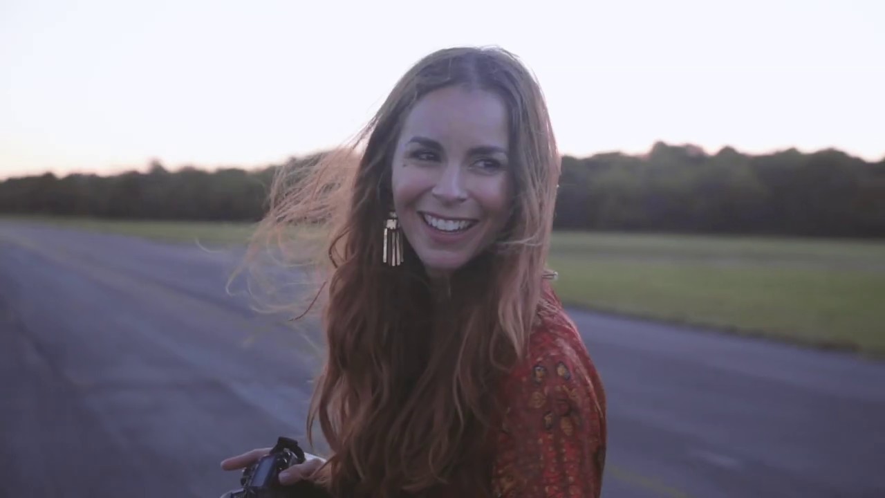 Nashville Photographer Christy Hunter - YouTube