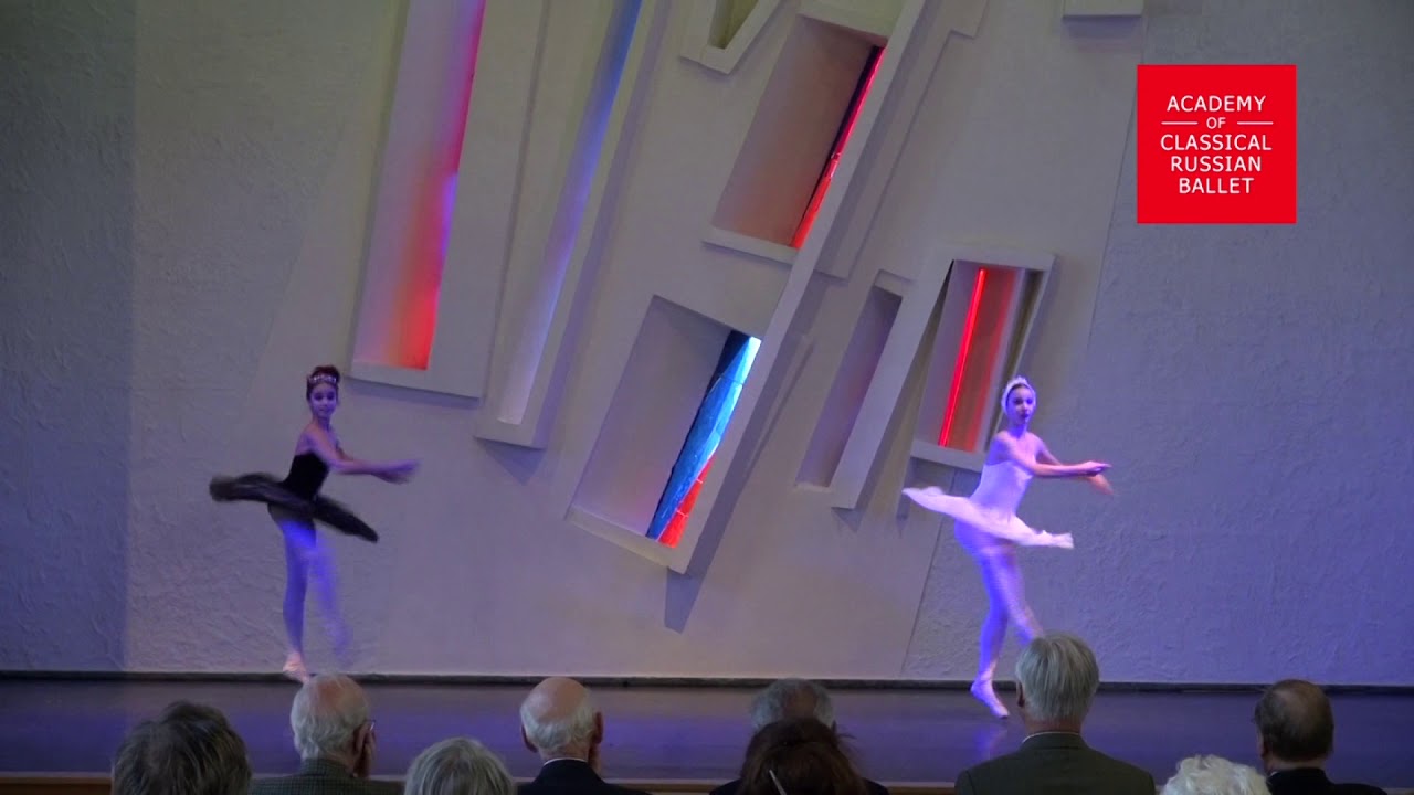 32 fouetté. Our ballet students age 12. The Hague 2014 - YouTube
