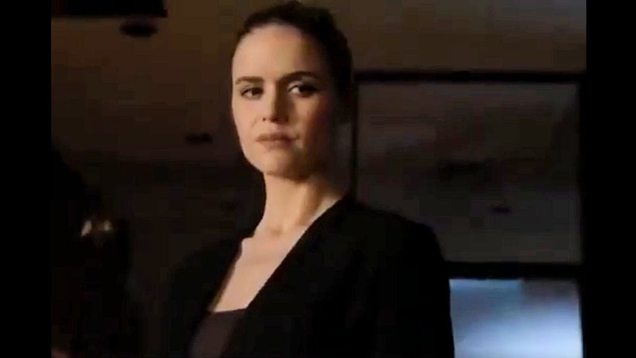 Shapeshifter into Female cop - Male to Female Disguise (TG) - YouTube