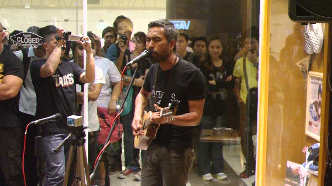Vans Robinsons Magnolia Grand Opening feat. Franco Reyes - YouTube