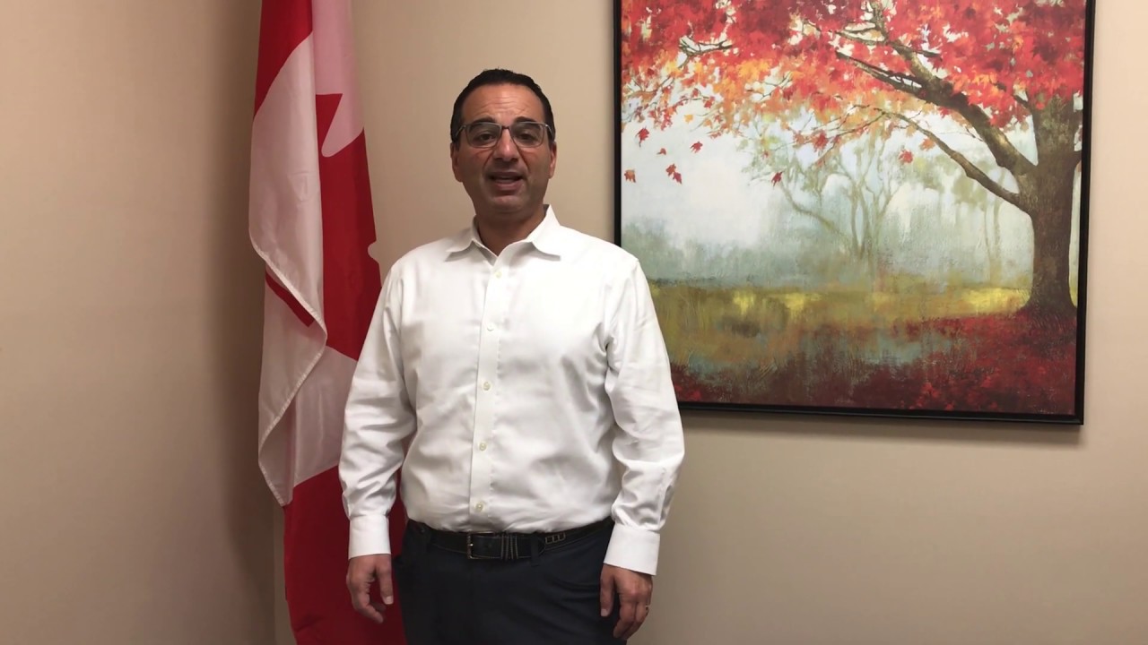 MP Michael Levitt says "Mazel tov!" to Simon Kalkstein - YouTube